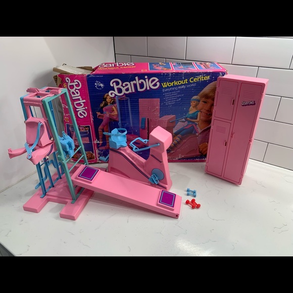 Mattel | Toys | Vintage 983 Barbie Workout Center With All Pieces Like ...
